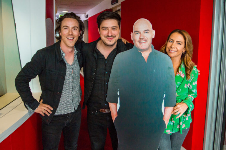 Marcus Mumford vs. Kate Ritchie in Quick Draw
