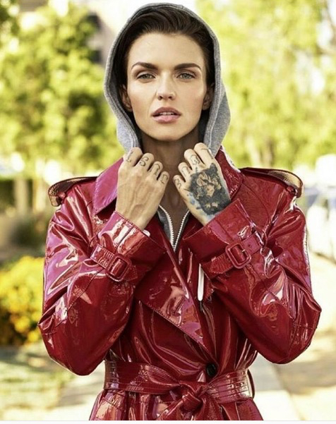 Here’s your first peek of Ruby Rose as Batwoman and she looks badass