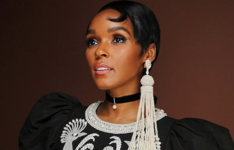 Janelle Monae comes out Janelle Monae comes out